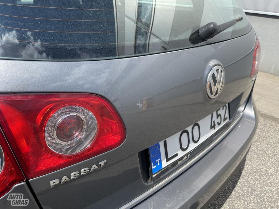 Grey Volkswagen Passat 2007 in Vilnius, with an engine capacity of 2.00 L and mileage of 250 thousand km for 3200 €, photo 15 on AUTOMOTO.COM.LV