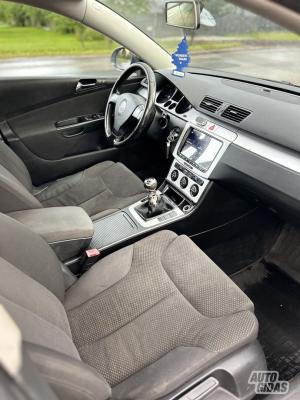 Grey Volkswagen Passat 2007 in Panevezys, with an engine capacity of 2.00 L and mileage of 307 thousand km for 1550 €, photo 14 on AUTOMOTO.COM.LV
