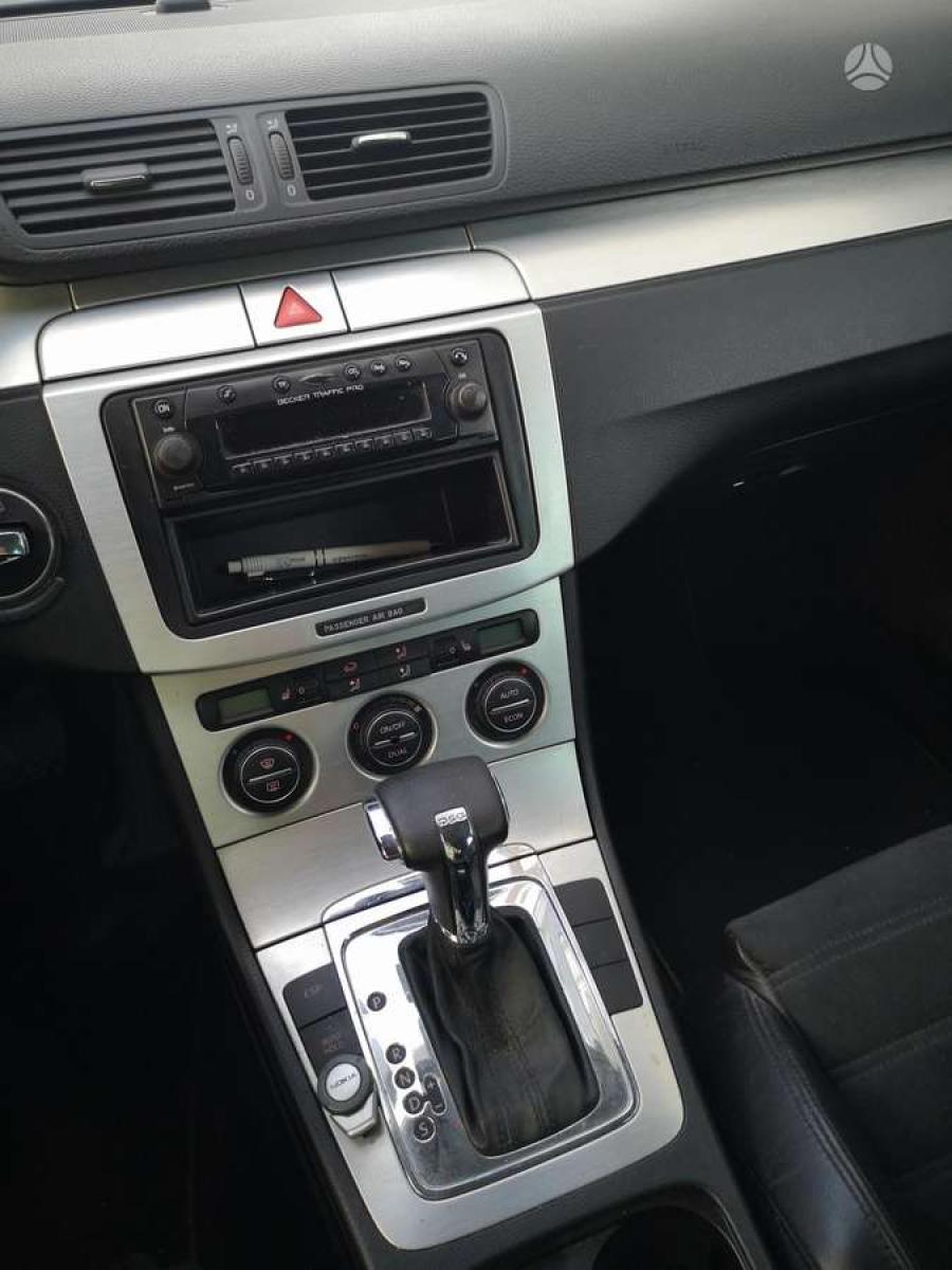 Pelēks Volkswagen Passat 2007 Klaipėda, ar dzinēja tilpumu 2.00 L un nobraukumu 355 tūkst. km par 1750 €, foto 13 vietnē AUTOMOTO.COM.LV