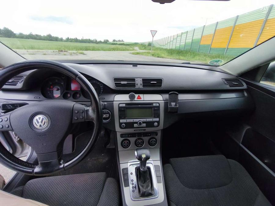 Pelēks Volkswagen Passat 2007 Kauņa, ar dzinēja tilpumu 1.97 L un nobraukumu 397 tūkst. km par 1250 €, foto 14 vietnē AUTOMOTO.COM.LV