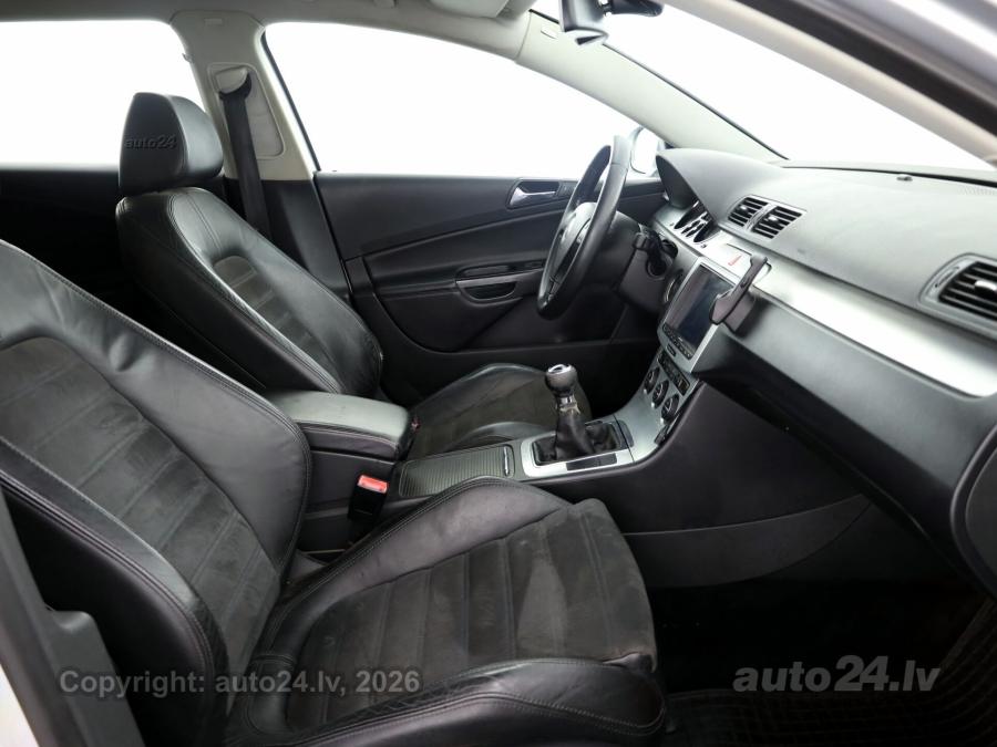 Grey Volkswagen Passat 2007 in Tallinn, with an engine capacity of 2.00 L and mileage of 339 thousand km for 1999 €, photo 7 on AUTOMOTO.COM.LV