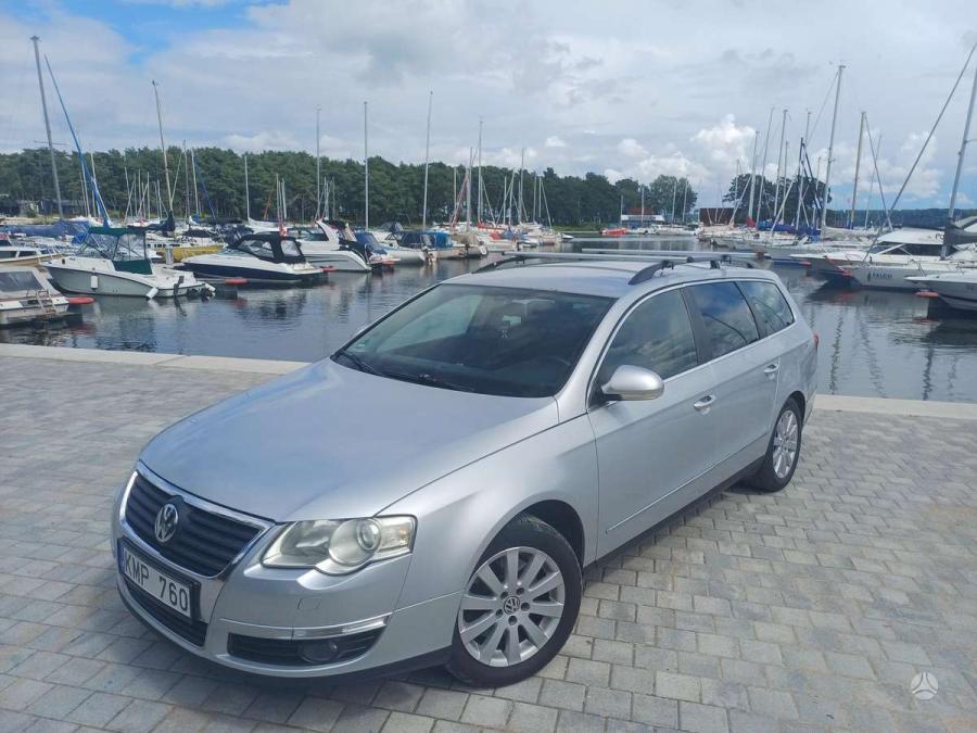Grey Volkswagen Passat 2007 in Kaunas, with an engine capacity of 1.97 L and mileage of 367 thousand km for 2599 €, photo 1 on AUTOMOTO.COM.LV