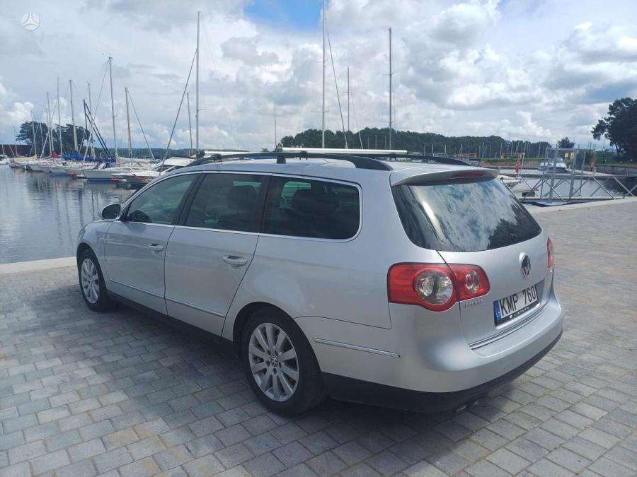 Grey Volkswagen Passat 2007 in Kaunas, with an engine capacity of 1.97 L and mileage of 367 thousand km for 2599 €, photo 5 on AUTOMOTO.COM.LV
