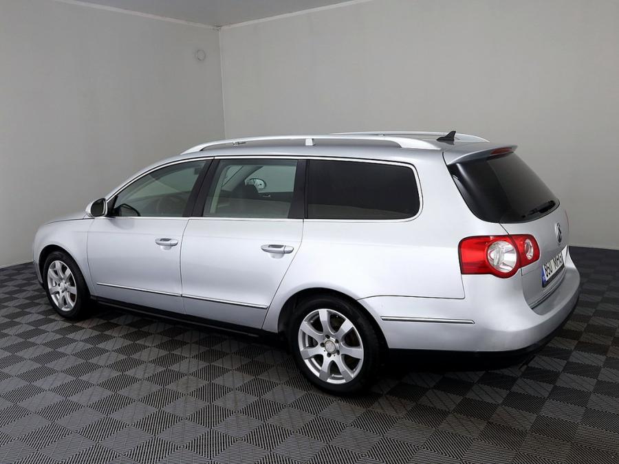 Grey Volkswagen Passat 2007 in Tallinn, with an engine capacity of 2.00 L and mileage of 339 thousand km for 1899 €, photo 12 on AUTOMOTO.COM.LV