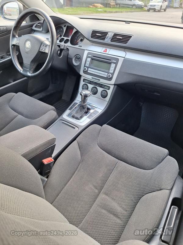 Grey Volkswagen Passat 2007 in Tallinn, with an engine capacity of 2.00 L and mileage of 246 thousand km for 2999 €, photo 6 on AUTOMOTO.COM.LV