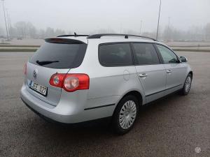 Pelēks Volkswagen Passat 2008 Kauņa, ar dzinēja tilpumu 1.97 L un nobraukumu 236 tūkst. km par 1790 €, foto 4 vietnē AUTOMOTO.COM.LV