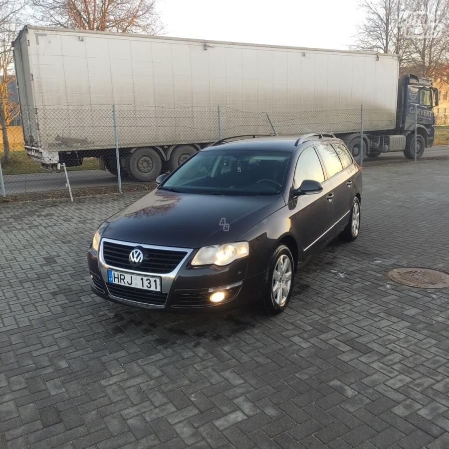 Grey Volkswagen Passat 2008 in Silute, with an engine capacity of 2.00 L and mileage of 330 thousand km for 2350 €, photo 2 on AUTOMOTO.COM.LV
