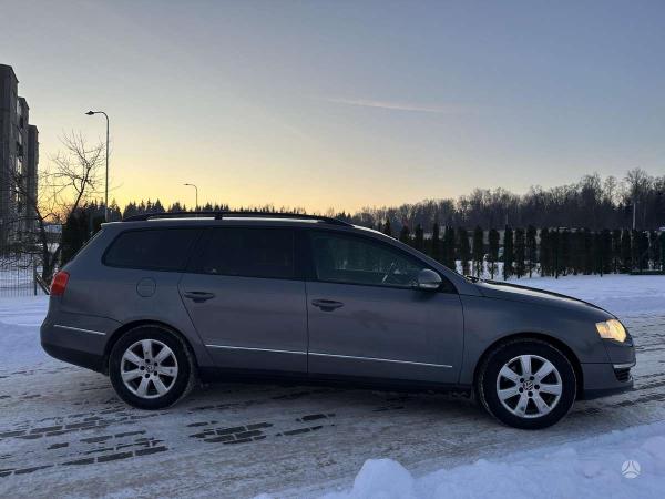 Grey Volkswagen Passat 2008 in Kaisiadorys, with an engine capacity of 1.80 L and mileage of 325 thousand km for 1800 €, photo 5 on AUTOMOTO.COM.LV