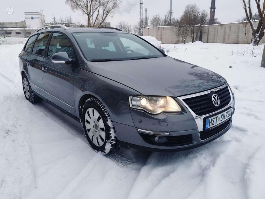 Grey Volkswagen Passat 2008 in Kaunas, with an engine capacity of 1.97 L and mileage of 246 thousand km for 3490 €, photo 12 on AUTOMOTO.COM.LV