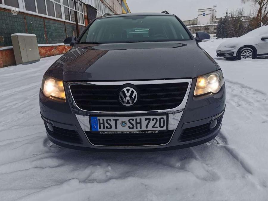 Grey Volkswagen Passat 2008 in Kaunas, with an engine capacity of 1.97 L and mileage of 246 thousand km for 3490 €, photo 13 on AUTOMOTO.COM.LV