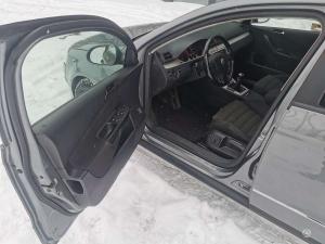 Grey Volkswagen Passat 2008 in Kaunas, with an engine capacity of 1.97 L and mileage of 246 thousand km for 3490 €, photo 16 on AUTOMOTO.COM.LV