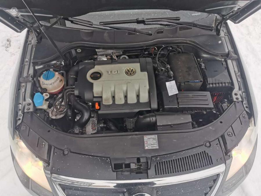 Grey Volkswagen Passat 2008 in Kaunas, with an engine capacity of 1.97 L and mileage of 246 thousand km for 3490 €, photo 38 on AUTOMOTO.COM.LV