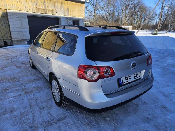 Pelēks Volkswagen Passat 2008 Jurbarkas, ar dzinēja tilpumu 1.90 L un nobraukumu 280 tūkst. km par 1850 €, foto 3 vietnē AUTOMOTO.COM.LV