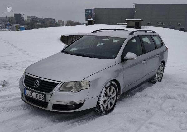 Pelēks Volkswagen Passat 2008 Kauņa, ar dzinēja tilpumu 1.97 L un nobraukumu 370 tūkst. km par 1100 €, foto 2 vietnē AUTOMOTO.COM.LV