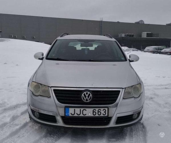 Pelēks Volkswagen Passat 2008 Kauņa, ar dzinēja tilpumu 1.97 L un nobraukumu 370 tūkst. km par 1100 €, foto 3 vietnē AUTOMOTO.COM.LV
