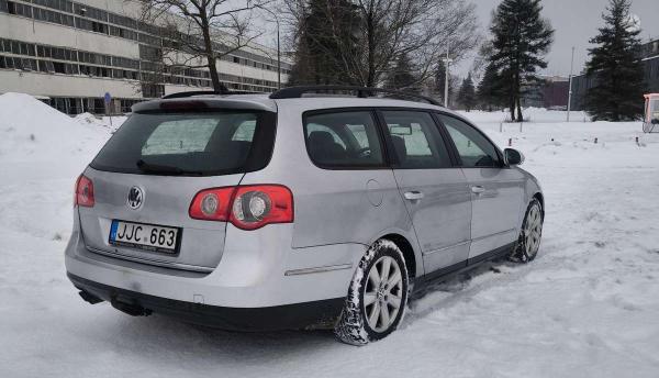 Pelēks Volkswagen Passat 2008 Kauņa, ar dzinēja tilpumu 1.97 L un nobraukumu 370 tūkst. km par 1100 €, foto 7 vietnē AUTOMOTO.COM.LV