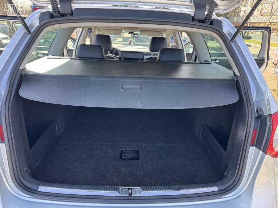 Grey Volkswagen Passat 2008 in Kaunas, with an engine capacity of 2.00 L and mileage of 342 thousand km for 2000 €, photo 28 on AUTOMOTO.COM.LV