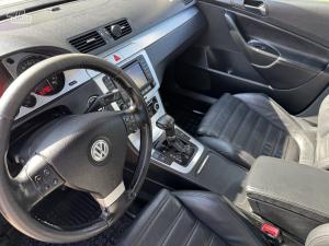 Pelēks Volkswagen Passat 2008 Kauņa, ar dzinēja tilpumu 2.00 L un nobraukumu 359 tūkst. km par 1900 €, foto 28 vietnē AUTOMOTO.COM.LV