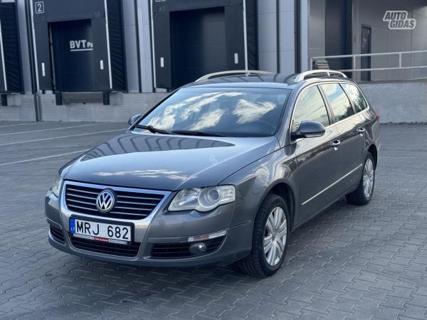 Grey Volkswagen Passat 2008 in Vilnius, with an engine capacity of 2.00 L and mileage of 380 thousand km for 2100 €, photo 1 on AUTOMOTO.COM.LV