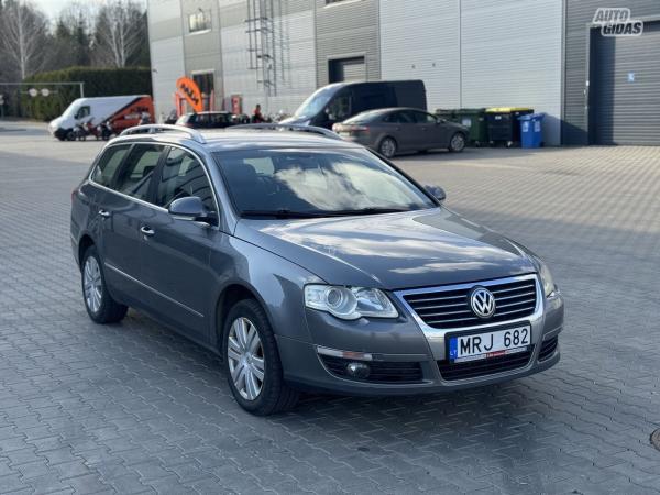 Grey Volkswagen Passat 2008 in Vilnius, with an engine capacity of 2.00 L and mileage of 380 thousand km for 2100 €, photo 2 on AUTOMOTO.COM.LV