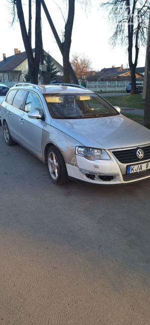 Grey Volkswagen Passat 2008 in Jonava, with an engine capacity of 2.00 L and mileage of 339 thousand km for 950 €, photo 4 on AUTOMOTO.COM.LV
