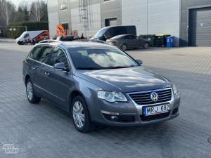 Pelēks Volkswagen Passat 2008 Viļņa, ar dzinēja tilpumu 2.00 L un nobraukumu 380 tūkst. km par 2150 €, foto 3 vietnē AUTOMOTO.COM.LV