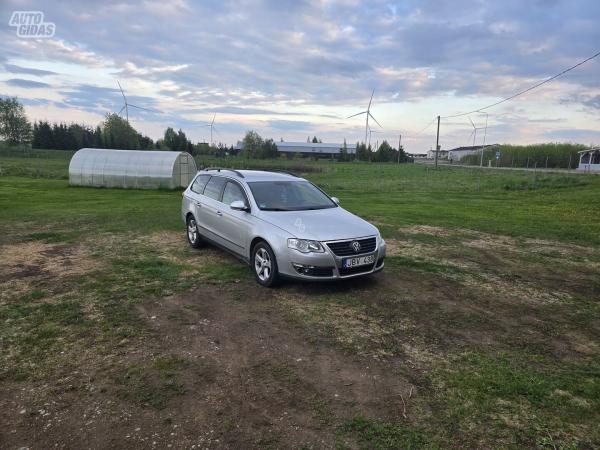 Grey Volkswagen Passat 2008 in Telschi, with an engine capacity of 2.00 L and mileage of 345 thousand km for 1650 €, photo 1 on AUTOMOTO.COM.LV