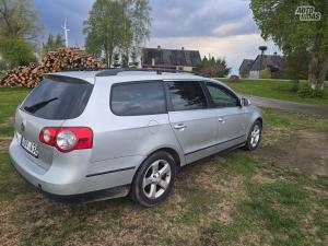 Grey Volkswagen Passat 2008 in Telschi, with an engine capacity of 2.00 L and mileage of 345 thousand km for 1650 €, photo 5 on AUTOMOTO.COM.LV
