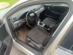 Grey Volkswagen Passat 2008 in Sakiai, with an engine capacity of 1.90 L and mileage of 420 thousand km for 999 €, photo 6 on AUTOMOTO.COM.LV