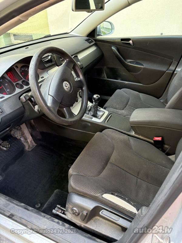 Pelēks Volkswagen Passat 2008 Tallina, ar dzinēja tilpumu 2.00 L un nobraukumu 450 tūkst. km par 1300 €, foto 7 vietnē AUTOMOTO.COM.LV