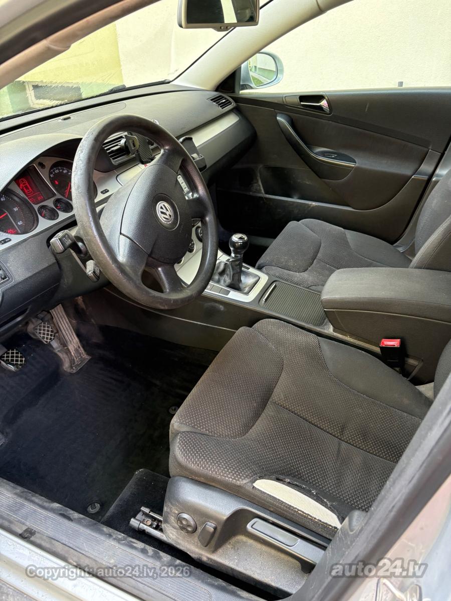 Pelēks Volkswagen Passat 2008 Tallina, ar dzinēja tilpumu 2.00 L un nobraukumu 450 tūkst. km par 1300 €, foto 8 vietnē AUTOMOTO.COM.LV