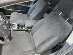 Pelēks Volkswagen Passat 2008 Prienai, ar dzinēja tilpumu 1.97 L un nobraukumu 380 tūkst. km par 1000 €, foto 12 vietnē AUTOMOTO.COM.LV