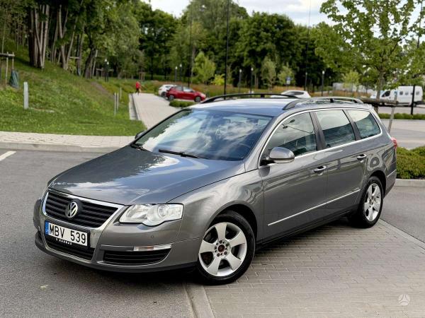 Grey Volkswagen Passat 2008 in Vilnius, with an engine capacity of 1.90 L and mileage of 294 thousand km for 2500 €, photo 2 on AUTOMOTO.COM.LV