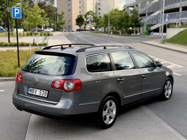 Grey Volkswagen Passat 2008 in Vilnius, with an engine capacity of 1.90 L and mileage of 294 thousand km for 2500 €, photo 7 on AUTOMOTO.COM.LV