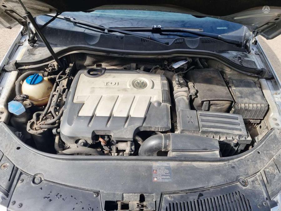 Grey Volkswagen Passat 2008 in Alytus, with an engine capacity of 2.00 L and mileage of 334 thousand km for 870 €, photo 10 on AUTOMOTO.COM.LV