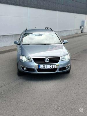 Grey Volkswagen Passat 2008 in Siauliai, with an engine capacity of 1.39 L and mileage of 306 thousand km for 1600 €, photo 5 on AUTOMOTO.COM.LV