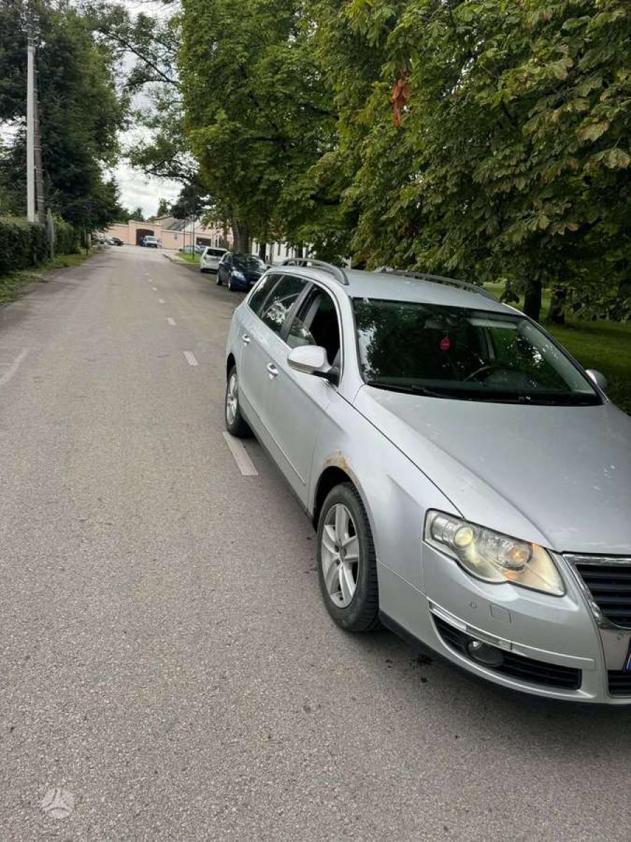 Pelēks Volkswagen Passat 2008 Kauņa, ar dzinēja tilpumu 1.97 L un nobraukumu 330 tūkst. km par 1250 €, foto 3 vietnē AUTOMOTO.COM.LV
