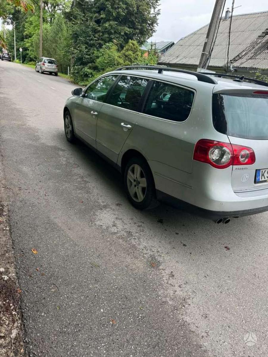 Pelēks Volkswagen Passat 2008 Kauņa, ar dzinēja tilpumu 1.97 L un nobraukumu 330 tūkst. km par 1250 €, foto 6 vietnē AUTOMOTO.COM.LV
