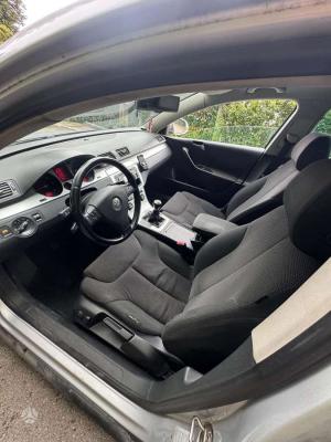 Pelēks Volkswagen Passat 2008 Kauņa, ar dzinēja tilpumu 1.97 L un nobraukumu 330 tūkst. km par 1250 €, foto 8 vietnē AUTOMOTO.COM.LV