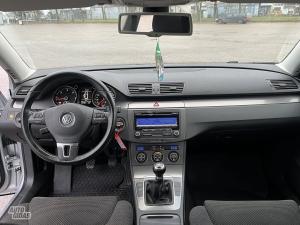 Pelēks Volkswagen Passat 2009 Marijampole, ar dzinēja tilpumu 2.00 L un nobraukumu 241 tūkst. km par 2950 €, foto 6 vietnē AUTOMOTO.COM.LV