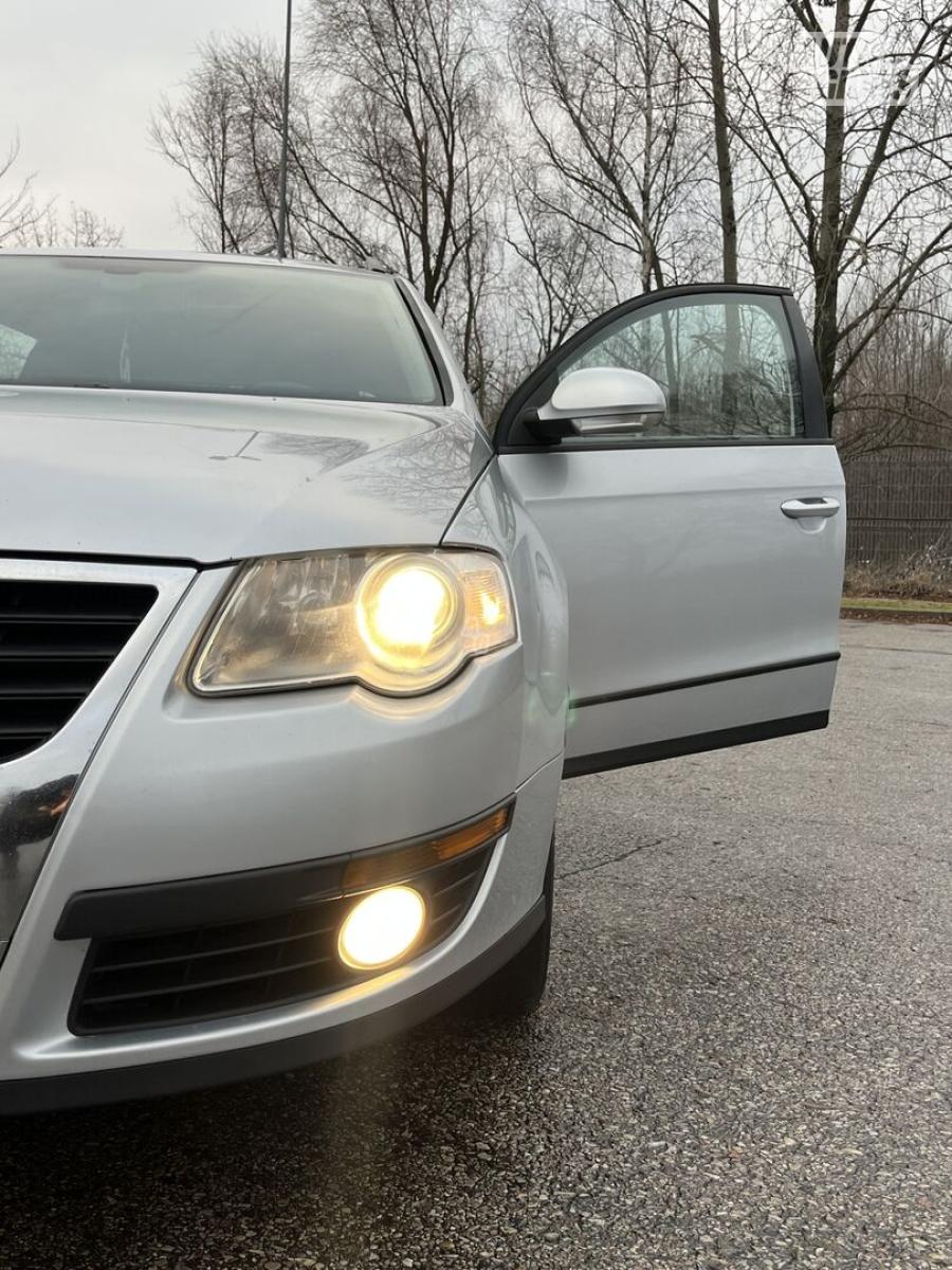 Pelēks Volkswagen Passat 2009 Marijampole, ar dzinēja tilpumu 2.00 L un nobraukumu 241 tūkst. km par 2950 €, foto 21 vietnē AUTOMOTO.COM.LV
