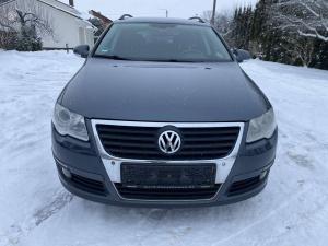 Grey Volkswagen Passat 2009 in Birzai, with an engine capacity of 1.97 L and mileage of 312 thousand km for 2950 €, photo 4 on AUTOMOTO.COM.LV