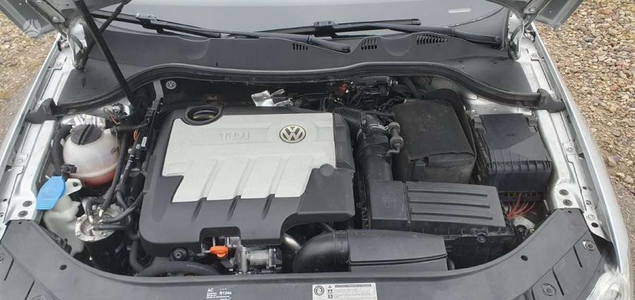 Grey Volkswagen Passat 2009 in Vilnius, with an engine capacity of 1.97 L and mileage of 249 thousand km for 3200 €, photo 19 on AUTOMOTO.COM.LV