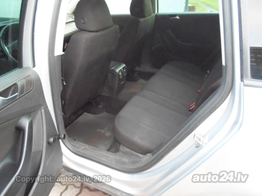 Pelēks Volkswagen Passat 2009 Pērnava, ar dzinēja tilpumu 1.90 L un nobraukumu 404 tūkst. km par 1950 €, foto 7 vietnē AUTOMOTO.COM.LV
