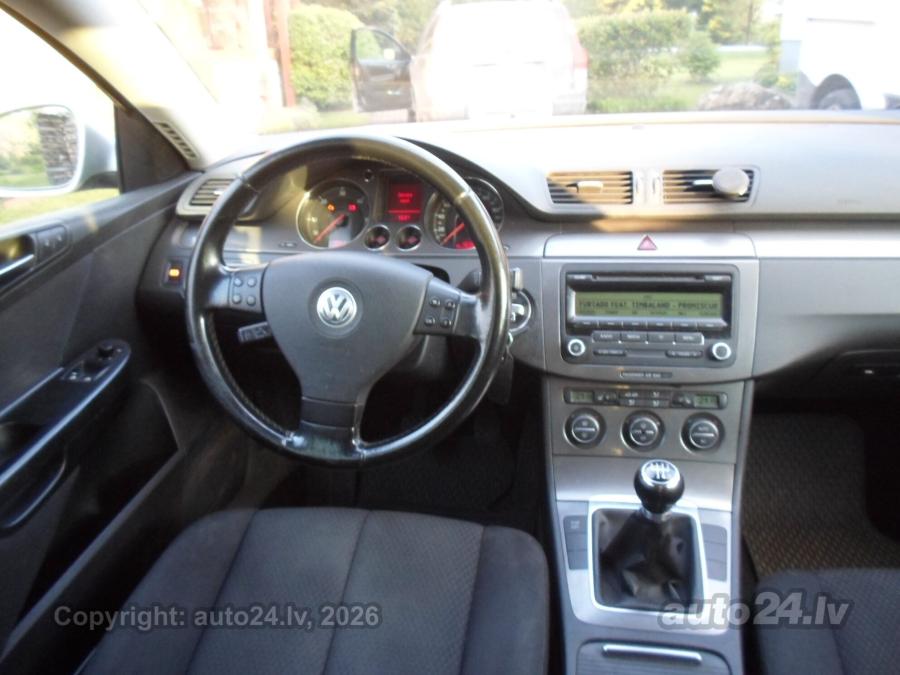 Pelēks Volkswagen Passat 2009 Pērnava, ar dzinēja tilpumu 1.90 L un nobraukumu 404 tūkst. km par 1950 €, foto 14 vietnē AUTOMOTO.COM.LV