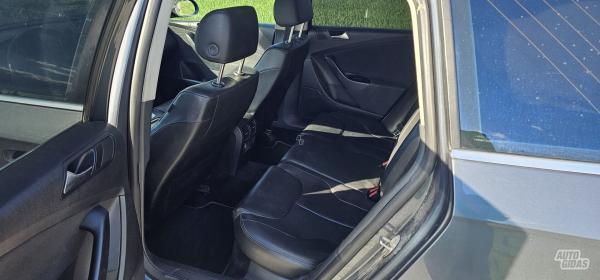 Grey Volkswagen Passat 2009 in Pasvalys, with an engine capacity of 2.00 L and mileage of 421 thousand km for 1950 €, photo 6 on AUTOMOTO.COM.LV