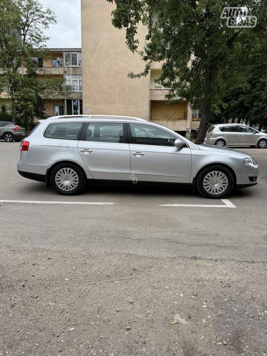 Grey Volkswagen Passat 2009 in Kaunas, with an engine capacity of 2.00 L and mileage of 180 thousand km for 3950 €, photo 5 on AUTOMOTO.COM.LV