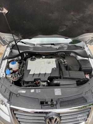 Grey Volkswagen Passat 2009 in Kaunas, with an engine capacity of 2.00 L and mileage of 180 thousand km for 3950 €, photo 17 on AUTOMOTO.COM.LV