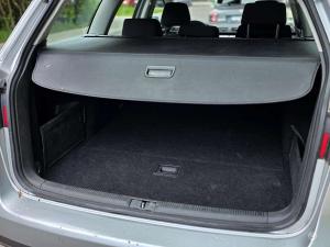 Pelēks Volkswagen Passat 2009 Viļņa, ar dzinēja tilpumu 1.97 L un nobraukumu 301 tūkst. km par 1900 €, foto 14 vietnē AUTOMOTO.COM.LV