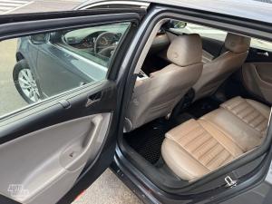 Pelēks Volkswagen Passat 2009 Kauņa, ar dzinēja tilpumu 2.00 L un nobraukumu 0 tūkst. km par 1900 €, foto 15 vietnē AUTOMOTO.COM.LV